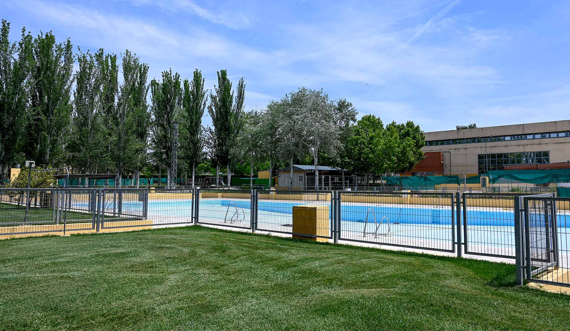Más de 30 piscinas municipales renovarán su imagen en Madrid ...